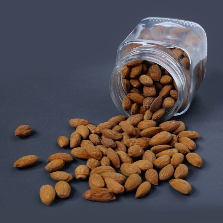 Kashmiri Mamra Almonds – Vedic Nutraceuticals
